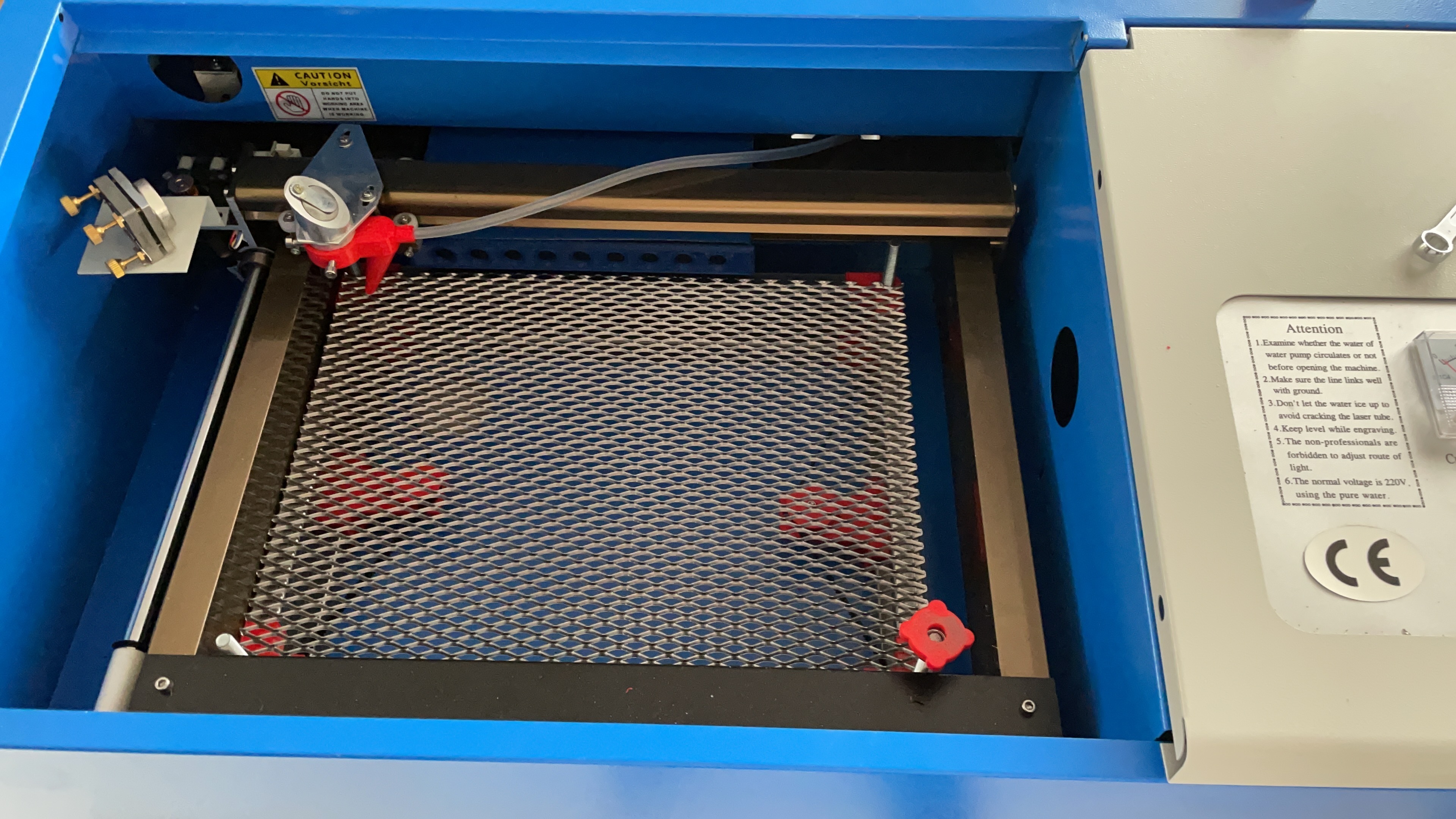 Free STL file adjustable bed K40・3D printing model to download・Cults